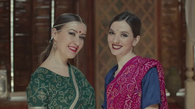 Ogling Images – Browse 815 Stock Photos, Vectors, and Video | Adobe Stock