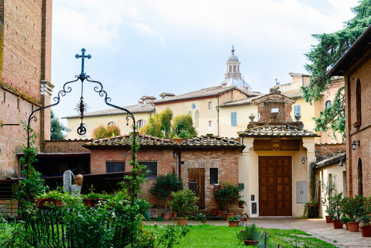 Tuskani bilder – Bläddra bland 603 stockfoton, vektorer och videor ...