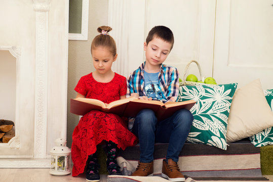 Childness bilder – Bläddra bland 191 stockfoton, vektorer och videor ...