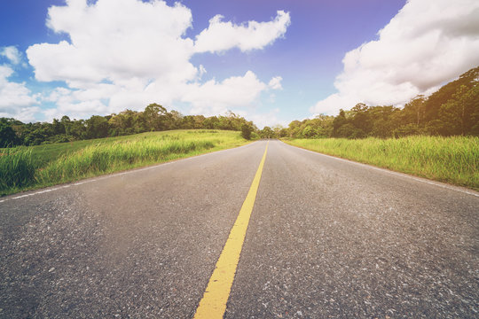 รูปภาพRoadies – เลือกดูภาพถ่ายสต็อก เวกเตอร์ และวิดีโอ888 | Adobe Stock