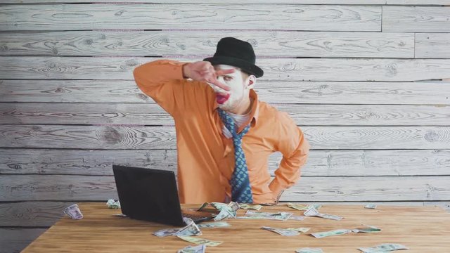 Idiot Images – Browse 235,474 Stock Photos, Vectors, and Video | Adobe ...