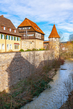 รูปภาพBalingen – เลือกดูภาพถ่ายสต็อก เวกเตอร์ และวิดีโอ565 | Adobe Stock
