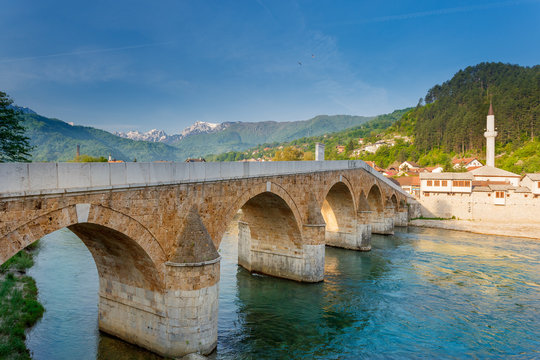 Konjic Bilder – Durchsuchen 531 Archivfotos, Vektorgrafiken und Videos ...