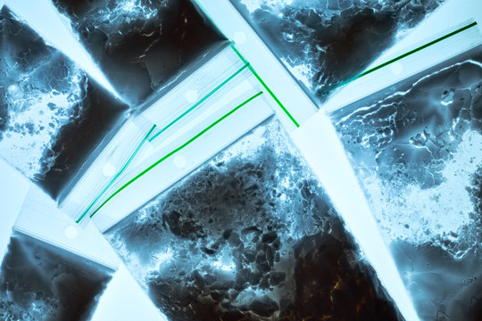 รูปภาพMethamphetamine – เลือกดูภาพถ่ายสต็อก เวกเตอร์ และวิดีโอ12,960 ...