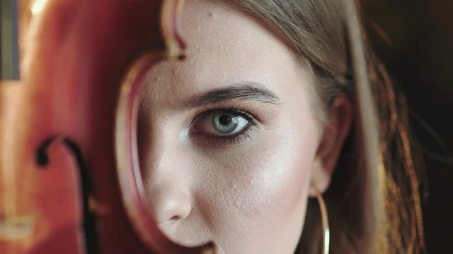 "Mysterious Look" Images – Browse 277 Stock Photos, Vectors, and Video ...