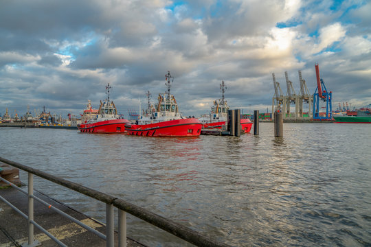 Containerkran Зображення — огляд 625 Стокові фото, векторні зображення ...