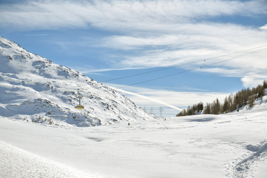 รูปภาพDiavolezza – เลือกดูภาพถ่ายสต็อก เวกเตอร์ และวิดีโอ1,512 | Adobe ...