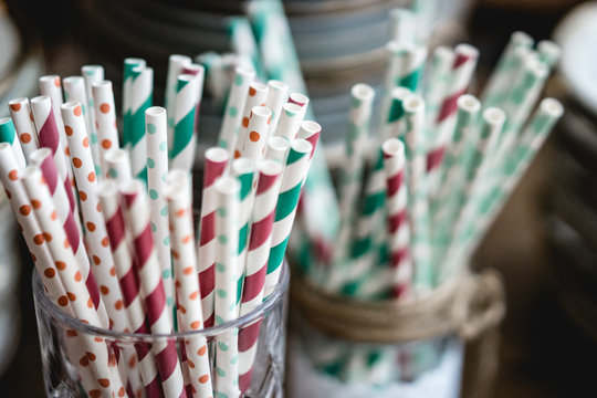 「Strohalm」の写真素材 | 460件の無料イラスト画像 | Adobe Stock