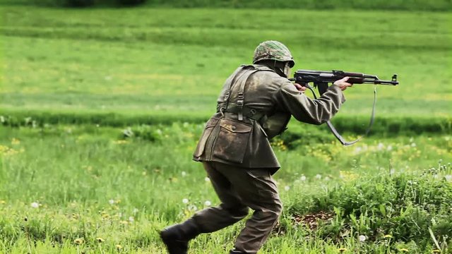 Camoflash Bilder – Durchsuchen 50 Archivfotos, Vektorgrafiken und ...