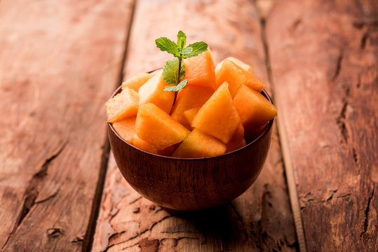 Kharbuja Bilder – Durchsuchen 245 Archivfotos, Vektorgrafiken und ...