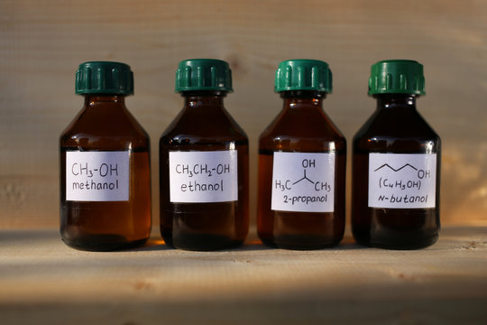 รูปภาพButanol – เลือกดูภาพถ่ายสต็อก เวกเตอร์ และวิดีโอ149 | Adobe Stock