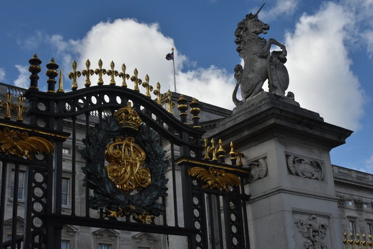 "Royal Gate" Images – Browse 168 Stock Photos, Vectors, and Video ...