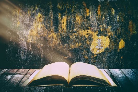 Daniel Bilder – Durchsuchen 5,558 Archivfotos, Vektorgrafiken und ...