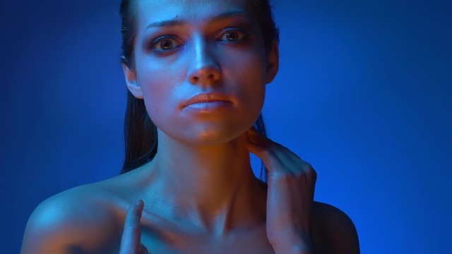 「Collarbone」の写真素材 | 19,061件の無料イラスト画像 | Adobe Stock