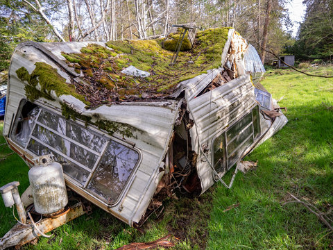 "Trailer Trash" Images – Browse 99 Stock Photos, Vectors, and Video ...