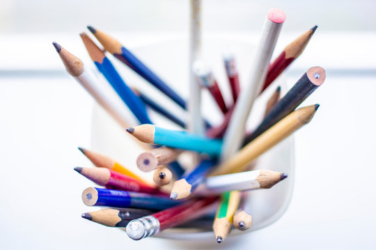 Disarranged Bilder – Durchsuchen 758 Archivfotos, Vektorgrafiken und ...