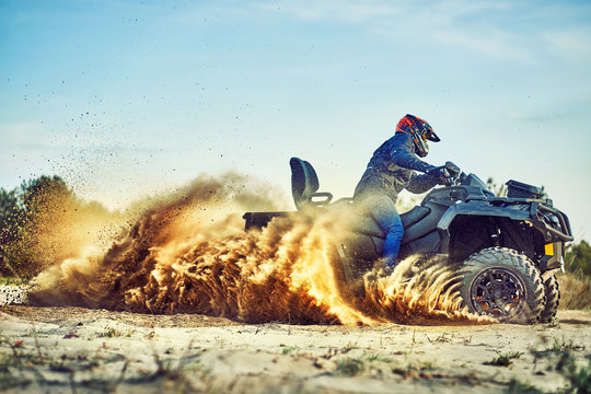 Atv bilder – Bläddra bland 19,819 stockfoton, vektorer och videor ...