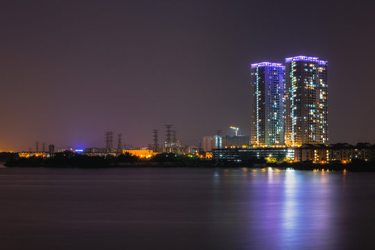 Puchong Billeder – Gennemse 101 stockfotos, vektorer og videoer | Adobe ...