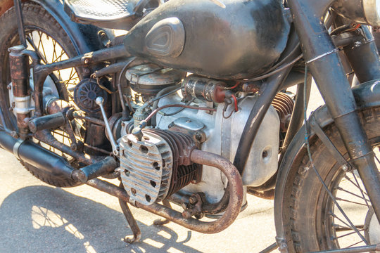 Motoblock Bilder – Durchsuchen 8,216 Archivfotos, Vektorgrafiken und ...
