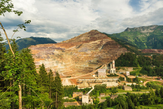 Erzberg-Bilder: Stock-Fotos & -Videos. | Adobe Stock