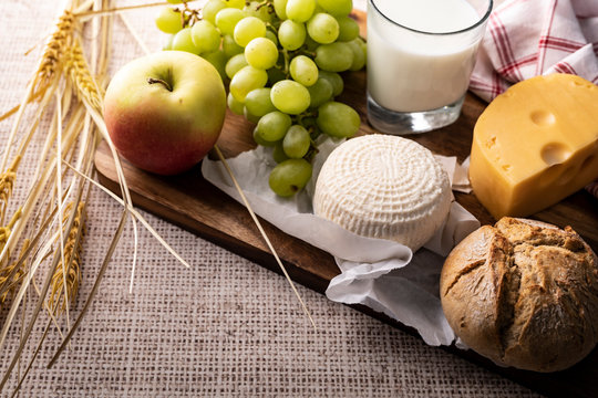 Schawuot Bilder – Durchsuchen 9,528 Archivfotos, Vektorgrafiken und ...