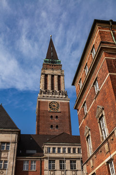 "Kieler Rathaus" bilder – Bläddra bland 45 stockfoton, vektorer och ...