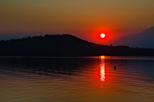 รูปภาพViverone – เลือกดูภาพถ่ายสต็อก เวกเตอร์ และวิดีโอ458 | Adobe Stock