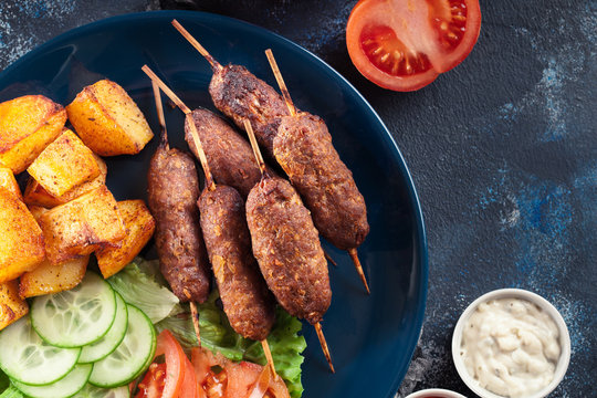 รูปภาพCevap – เลือกดูภาพถ่ายสต็อก เวกเตอร์ และวิดีโอ4,066 | Adobe Stock