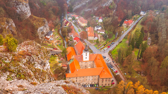 Beroun bilder – Bläddra bland 339 stockfoton, vektorer och videor ...