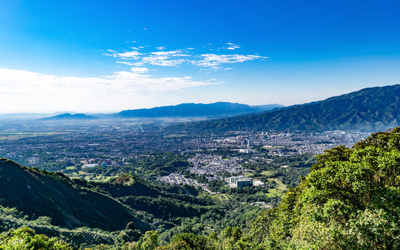รูปภาพIbague – เลือกดูภาพถ่ายสต็อก เวกเตอร์ และวิดีโอ274 | Adobe Stock