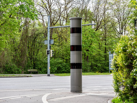 Blitzradar Bilder – Durchsuchen 2,061 Archivfotos, Vektorgrafiken und ...