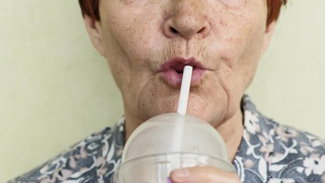 รูปภาพSlurping – เลือกดูภาพถ่ายสต็อก เวกเตอร์ และวิดีโอ2,259 | Adobe Stock