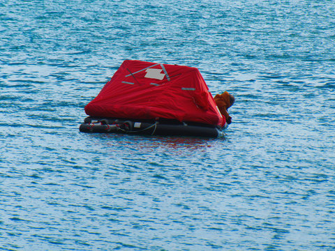 Radeau Bilder – Durchsuchen 334 Archivfotos, Vektorgrafiken und Videos ...