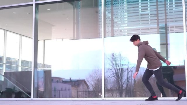 Freerunner bilder – Bläddra bland 576 stockfoton, vektorer och videor ...