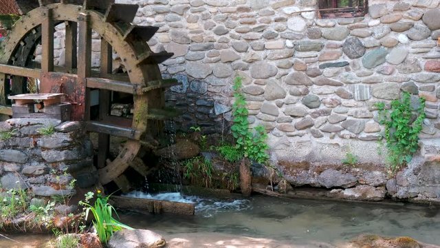 รูปภาพWaterwheel – เลือกดูภาพถ่ายสต็อก เวกเตอร์ และวิดีโอ21,324 | Adobe ...