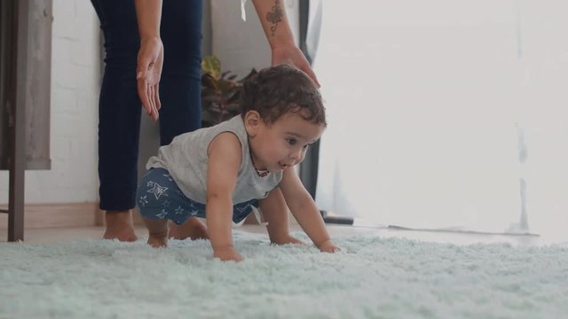 Baby First Steps Images – Browse 24,154 Stock Photos, Vectors, and ...