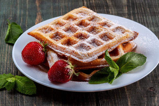 รูปภาพ"Waffle Baking" – เลือกดูภาพถ่ายสต็อก เวกเตอร์ และวิดีโอ147 ...