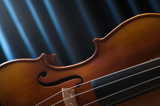 "Viola - Musical Instrument" Bilder – Durchsuchen 114 Archivfotos ...