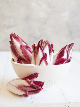 「Endivia」の写真素材 | 8,724件の無料イラスト画像 | Adobe Stock