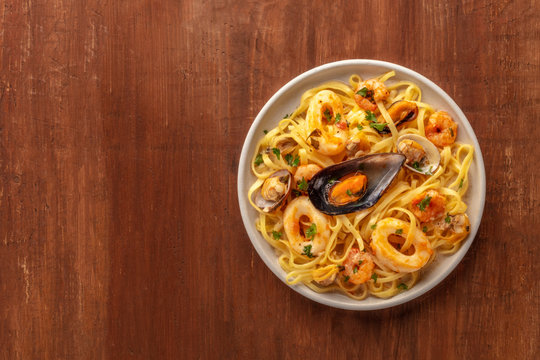 รูปภาพTaglierini – เลือกดูภาพถ่ายสต็อก เวกเตอร์ และวิดีโอ223 | Adobe Stock