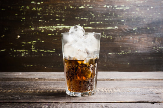 Refreshment Images – Browse 2,648,284 Stock Photos, Vectors, and Video ...