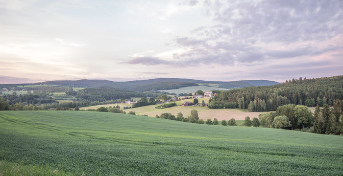 รูปภาพMarkneukirchen – เลือกดูภาพถ่ายสต็อก เวกเตอร์ และวิดีโอ109 ...