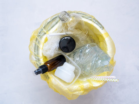 รูปภาพ"Platik – เลือกดูภาพถ่ายสต็อก เวกเตอร์ และวิดีโอ182 | Adobe Stock