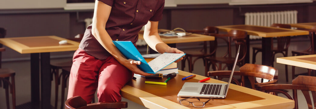 Free Teacher Images – Browse 9,432 Free Stock Photos, Vectors, and ...