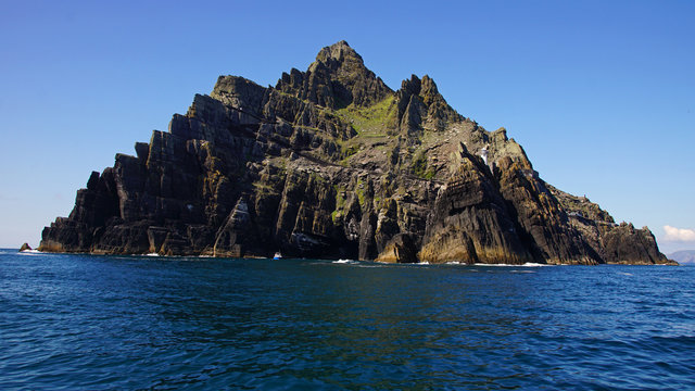 "Skellig Michael" Images – Browse 974 Stock Photos, Vectors, and Video ...
