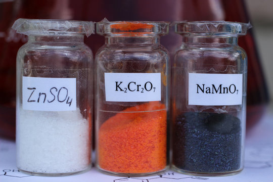 รูปภาพDichromate – เลือกดูภาพถ่ายสต็อก เวกเตอร์ และวิดีโอ287 | Adobe Stock