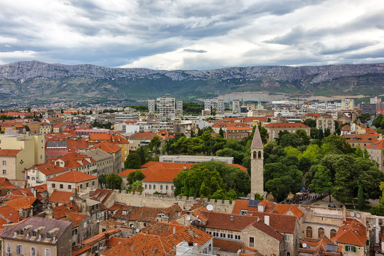 "Split City" Images – Browse 293 Stock Photos, Vectors, and Video ...