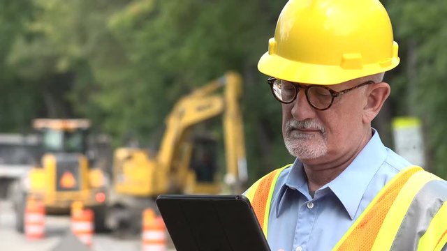 รูปภาพSuperintendent – เลือกดูภาพถ่ายสต็อก เวกเตอร์ และวิดีโอ8,184 ...