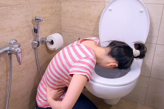 รูปภาพVomiting – เลือกดูภาพถ่ายสต็อก เวกเตอร์ และวิดีโอ128,088 | Adobe ...