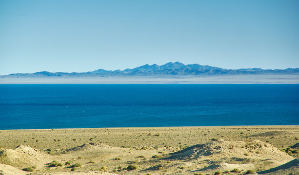 Nuur Bilder – Durchsuchen 275 Archivfotos, Vektorgrafiken und Videos ...